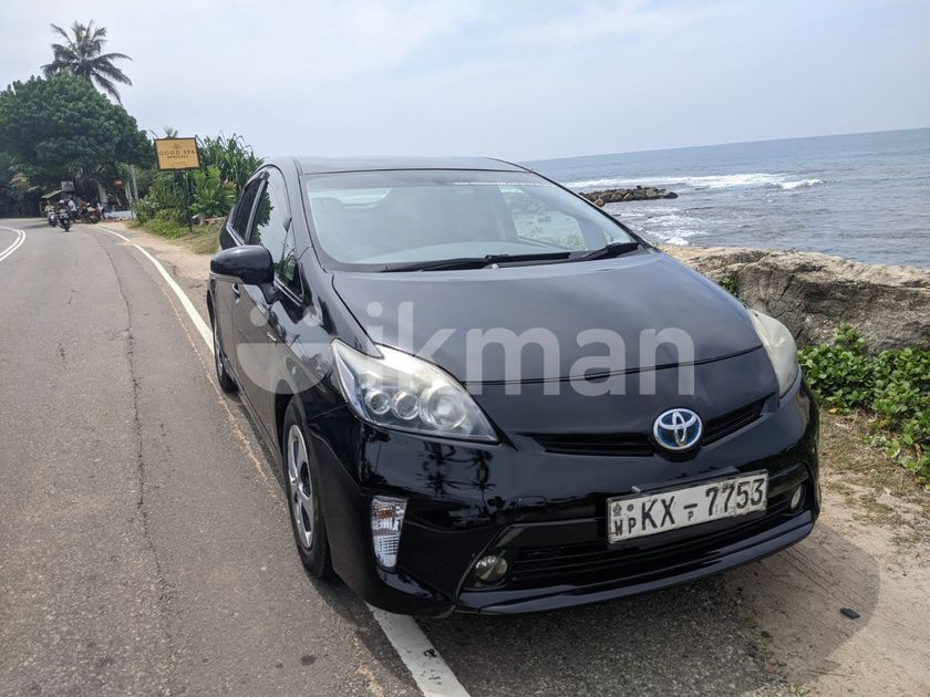 Toyota Prius Car for Rent in Nuwara Eliya City | ikman