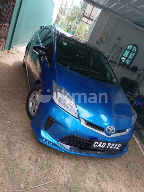 Toyota Prius Car for Rent in Wennappuwa | ikman