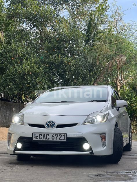 Toyota Prius S 2013 for Sale in Hingurakgoda | ikman
