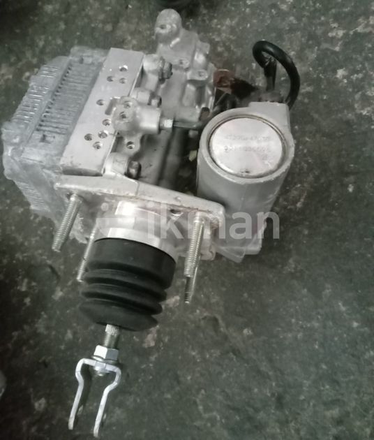 Toyota Prius W30 ABS Unit for Sale in Kurunegala City | ikman