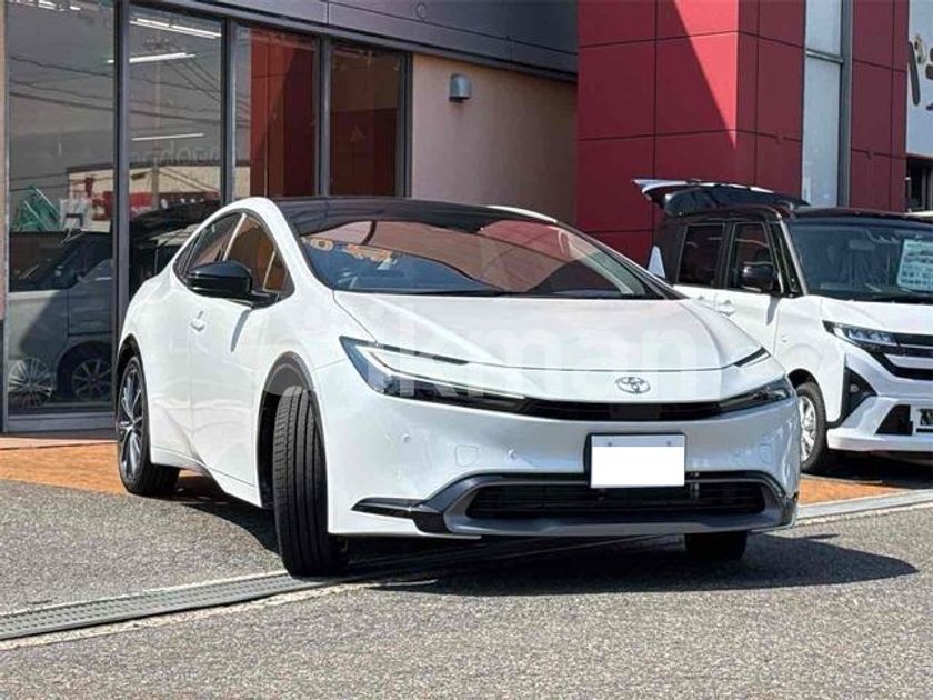 Toyota Prius Z Hybrid 2025 for Sale in Maharagama | ikman