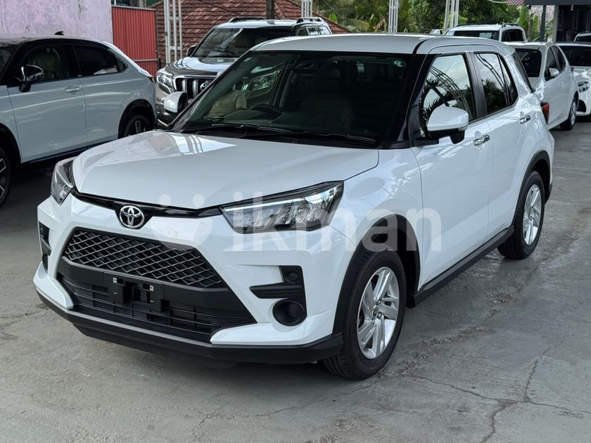 Toyota Raize G Grade 1000cc 2024 for Sale in Kohuwala | ikman