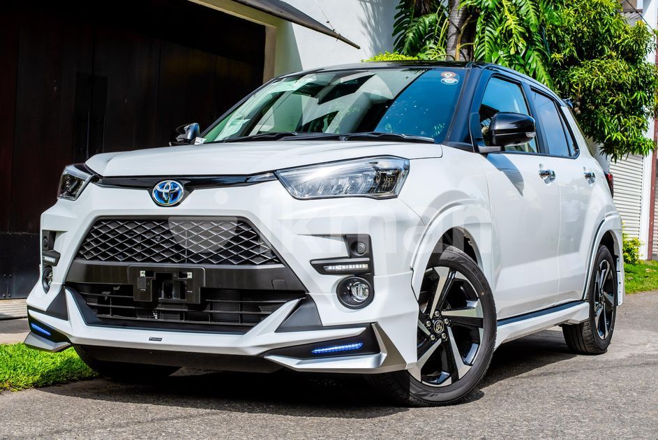 Toyota Raize Hybrid 2025 for Sale in Kalubowila | ikman