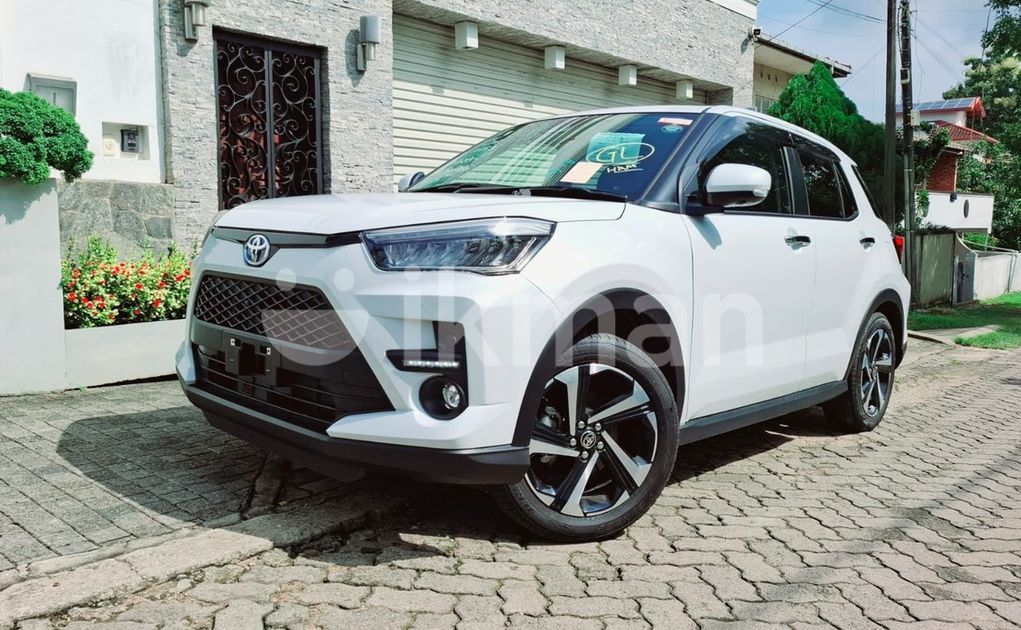 Toyota Raize Z APPLE CAR 4WAY BSM 2025 for Sale in Kohuwala | ikman