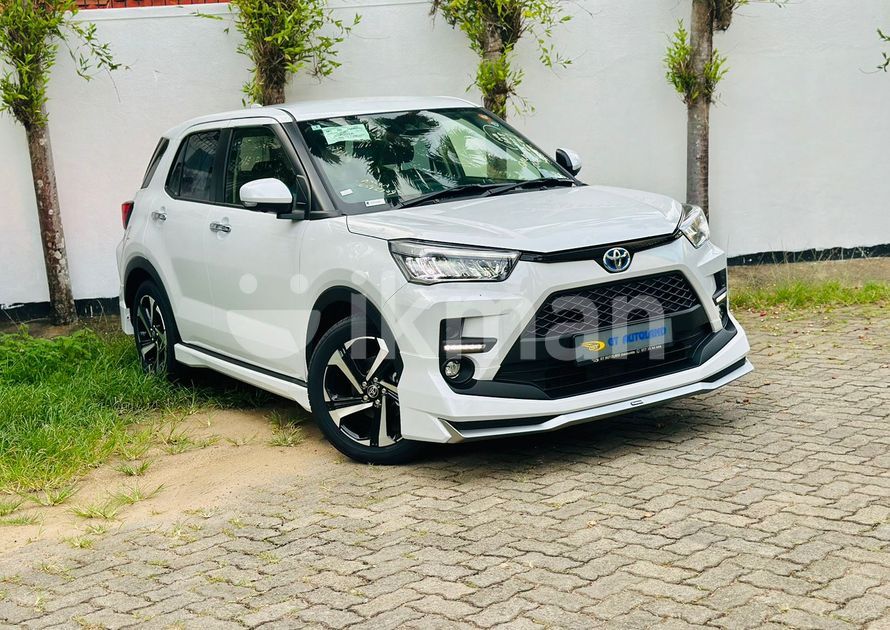 Toyota Raize Z Hybrid M/Body kit 2025 for Sale in Moratuwa | ikman