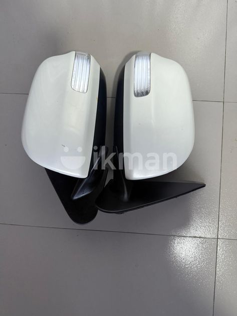 Toyota Rush / Terious 2008Y Winker Side Mirror for Sale in Nugegoda | ikman