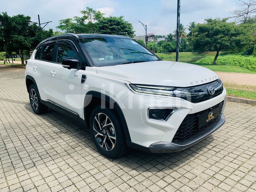 Toyota Urban Cruiser Hyryder V Grade 2025 for Sale in Nugegoda | ikman
