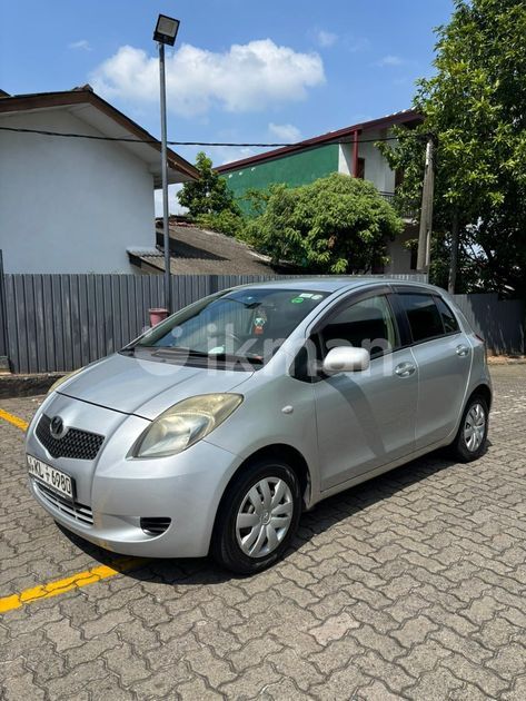 Toyota Vitz 2007 for Sale in Kaduwela | ikman