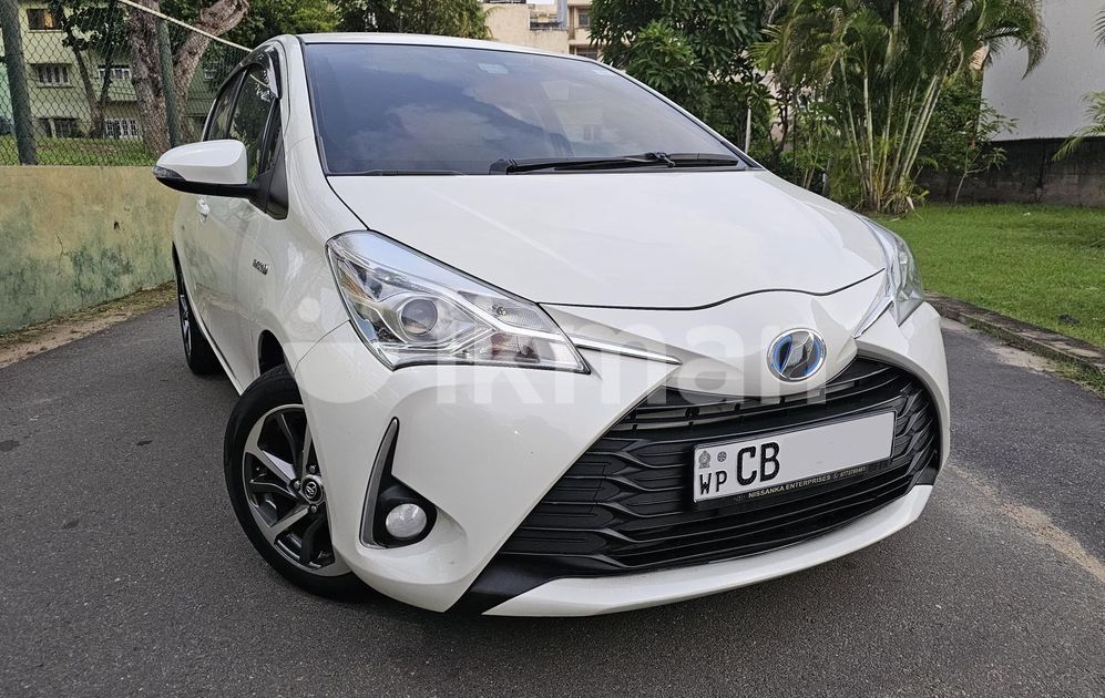 Toyota Vitz HYBRID 1500CC 2018 for Sale in Colombo 4 | ikman