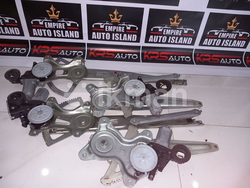 Toyota Vitz KSP 90 Door Winder Motor Unit for Sale in Kottawa | ikman