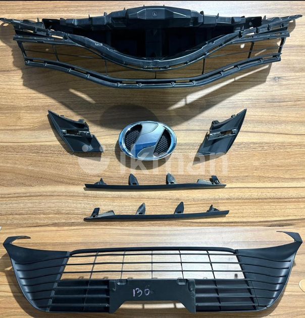 Toyota Vitz KSP130 Front Buffer Parts for Sale in Mawathagama | ikman