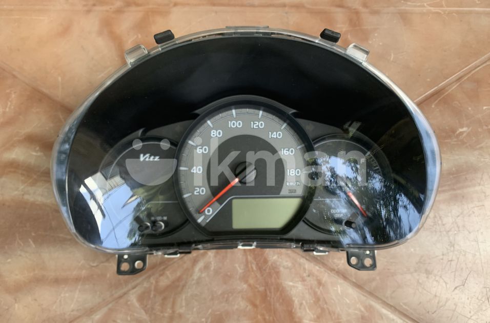 Toyota Vitz Ksp130 Meter Board Speedometer Panel for Sale in Maharagama ...
