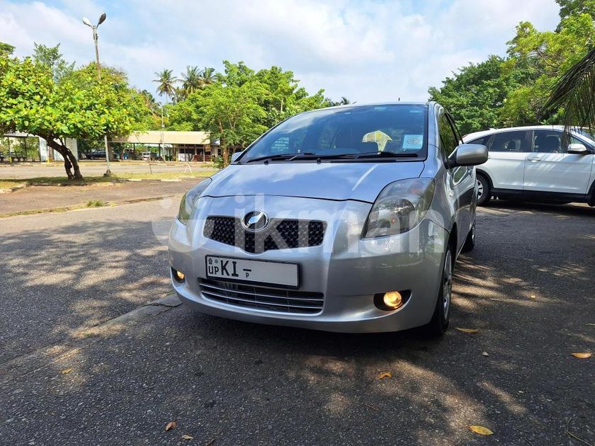 Toyota Vitz KSP90 2007 for Sale in Battaramulla | ikman
