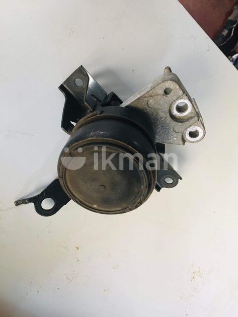 Toyota Vitz KSP90 Engine Mount for Sale in Maharagama | ikman
