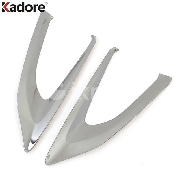 Toyota Vitz Rear Reflector Garnish for Sale in Athurugiriya | ikman