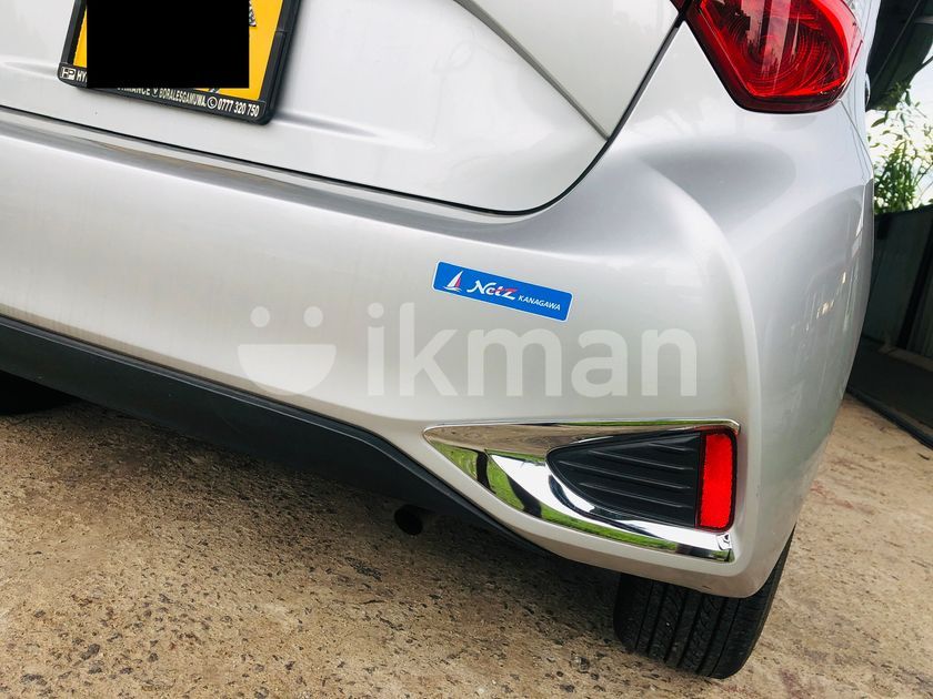 Toyota Vitz Reflector trims 2017-19 in Athurugiriya | ikman