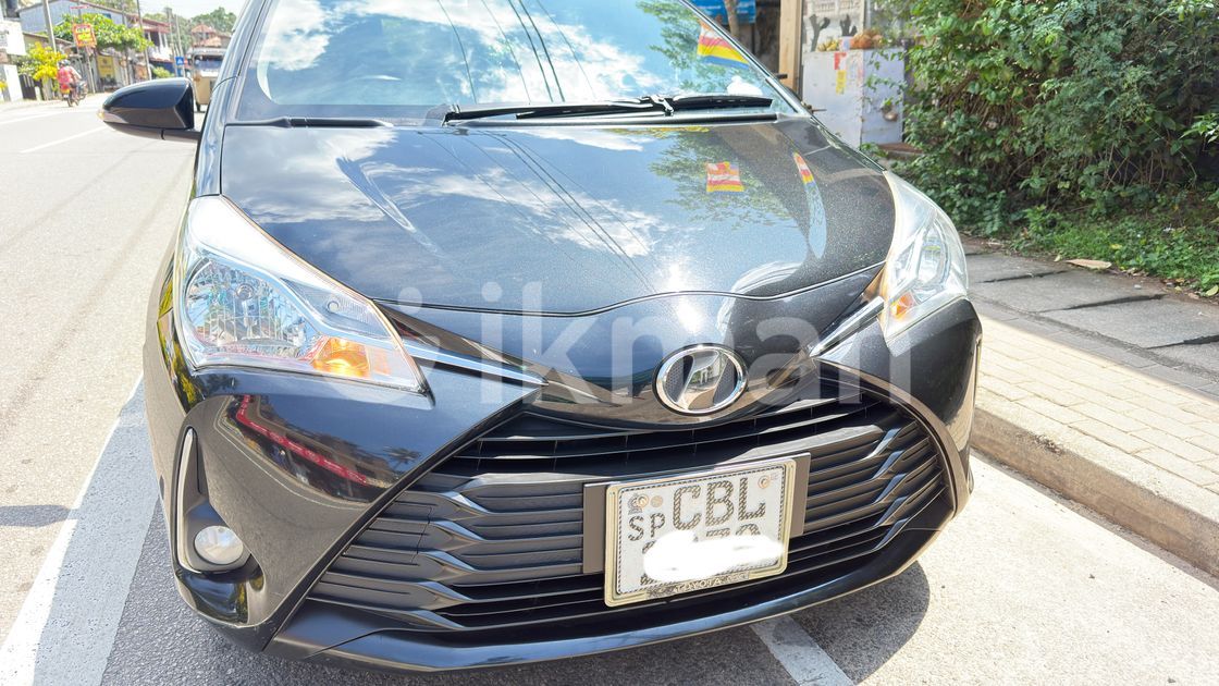 Toyota Vitz Safety Edition 1 2017 for Sale in Galle City | ikman
