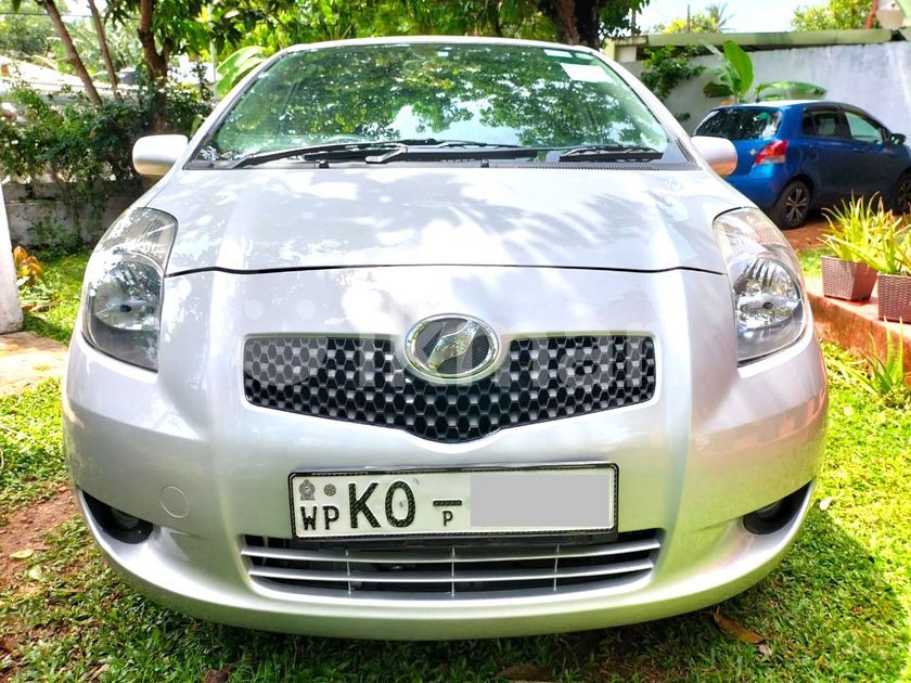 Toyota Vitz SCP 90 1300 2007 for Sale in Maharagama | ikman
