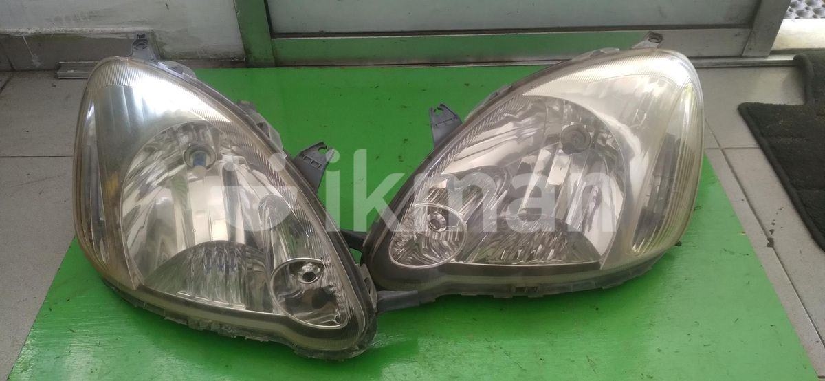 Toyota Vitz SCP10 Headlight Set for Sale in Dehiwala | ikman
