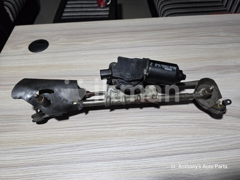Toyota Vitz SCP10 Wiper Motor With Inner Arm Set for Sale in Nugegoda ...