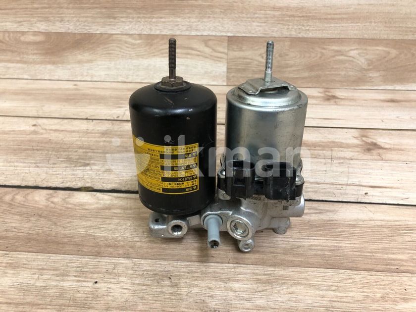 Toyota Voxy ABS Accumilator for Sale in Kottawa | ikman