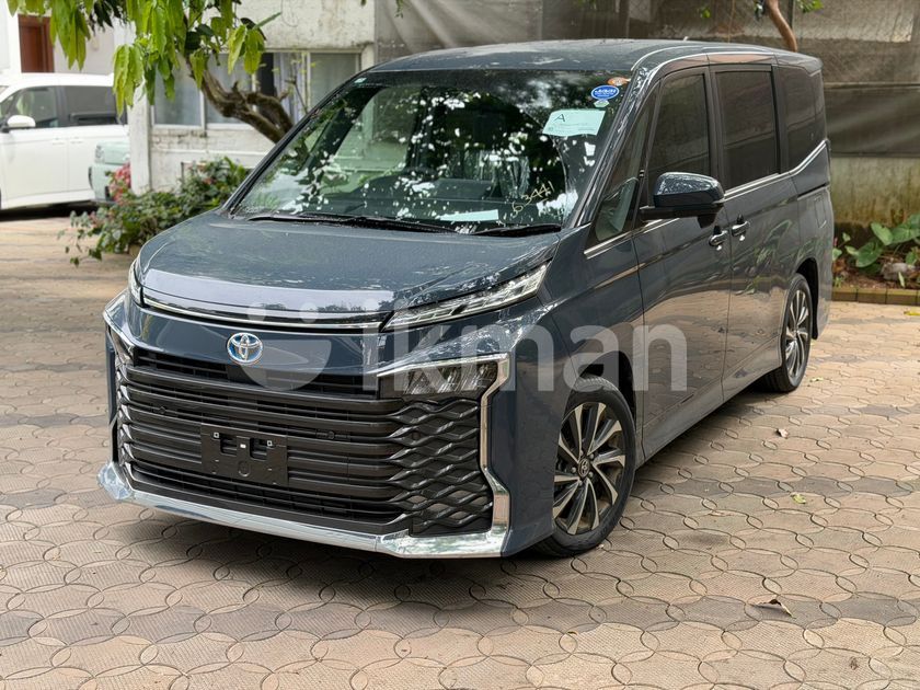 Toyota Voxy S-Z 2025 for Sale in Dehiwala | ikman