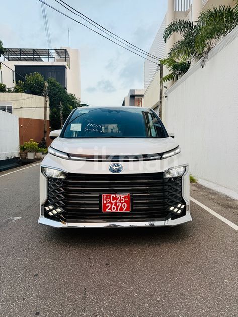 Toyota Voxy SZ 2025 for Sale in Dehiwala | ikman