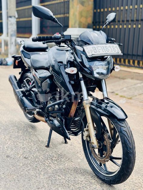 TVS Apache RTR 200 Black 2017 for Sale in Boralesgamuwa | ikman
