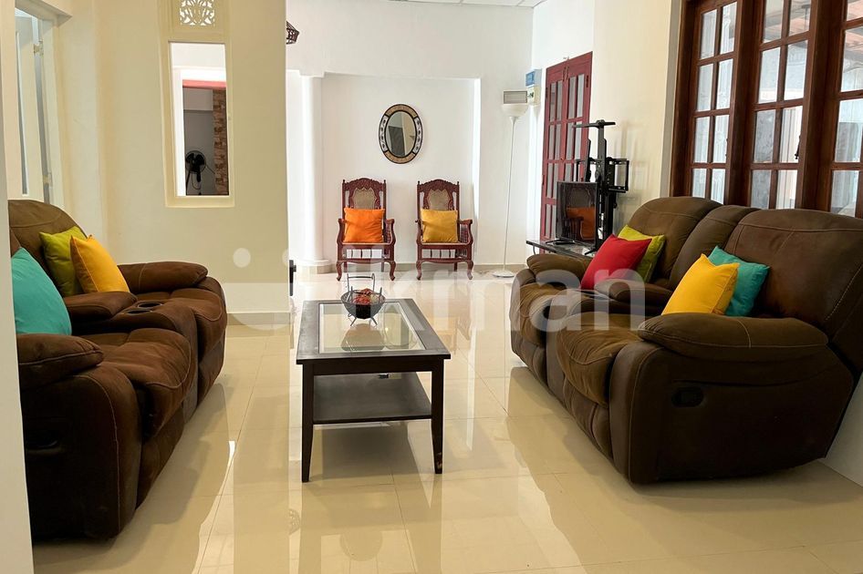 Two Houses For Sale in Mt Lavinia | ikman