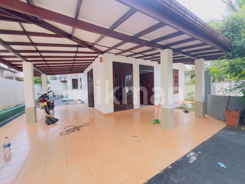 Two Storied Super House Sale Athurugiriya | ikman
