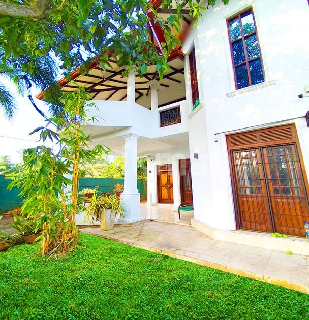 Two Story House for sale in Kandana | ikman