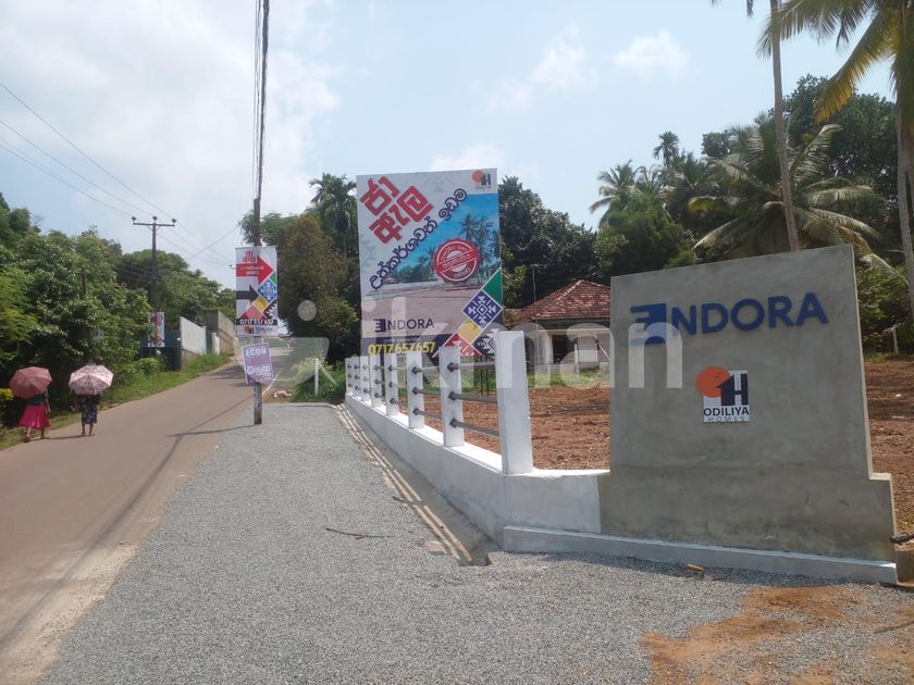 Valuable land in Ja Ela-Ganemulla Bus Route | ikman