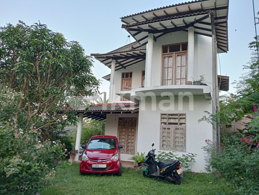Valuable Two Story House for Sale in Ganemulla Rd Batuwatta Ragama | ikman