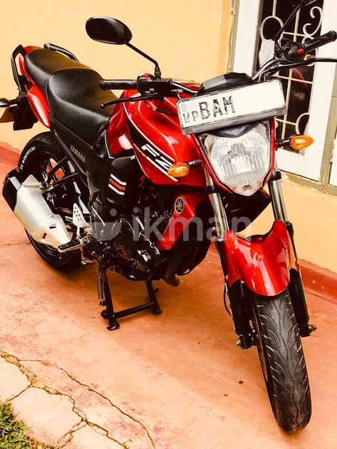 Yamaha FZ V1 2013 for Sale in Divulapitiya | ikman