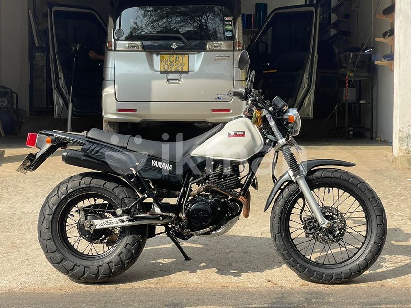 Yamaha TW 200 2011 for Sale in Kurunegala City | ikman