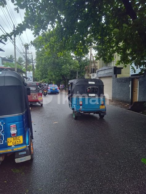 (Z240) Kalubowila - Kadawatha Road Facing Shop for Rent | ikman